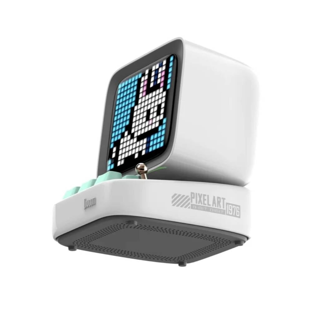 ลำโพงบลูทูธ Divoom Ditoo Pro ลายพิกเซลพร้อมไฟ RGB | Studio7 online